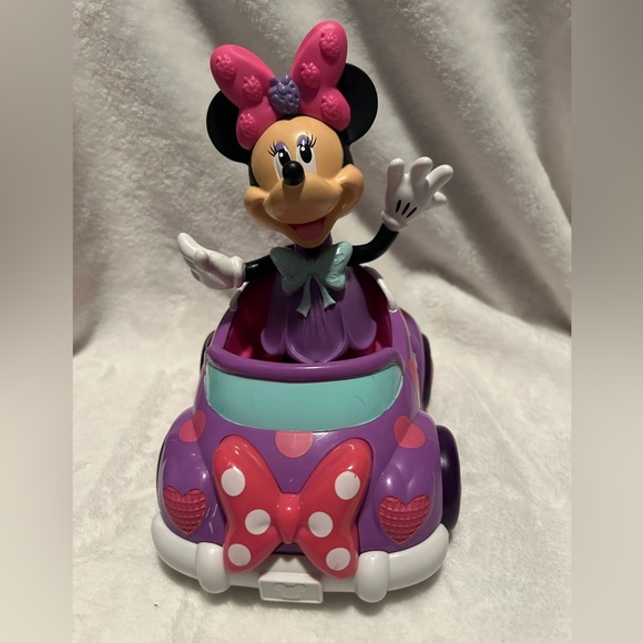 Disney | Toys | Disney Junior Minnie Mouse Snap N Style Minnie Wcar ...